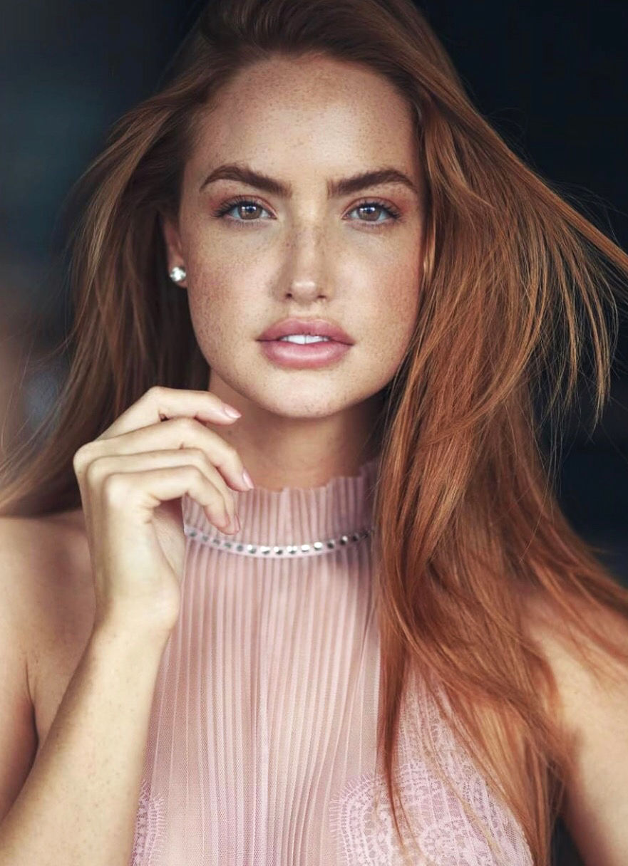 Haley Kalil, la Mujer de Instagram | El Hablador | Culto el que lo lea